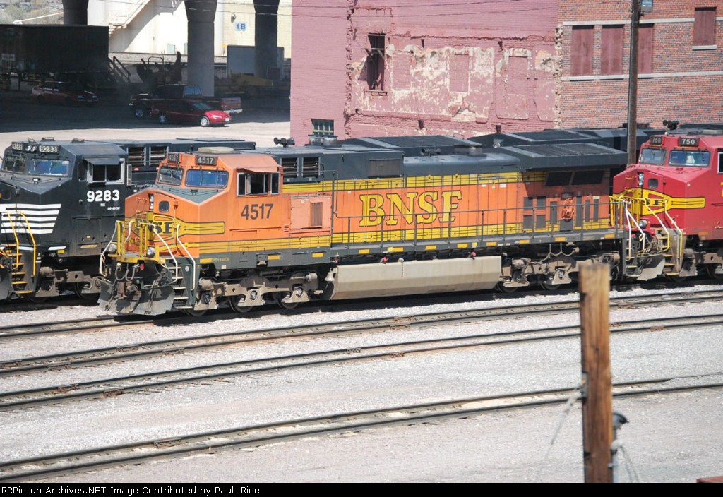 BNSF 4517